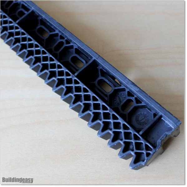 Black Nylon Raz Rack 30mmx25mm is 0.5M long