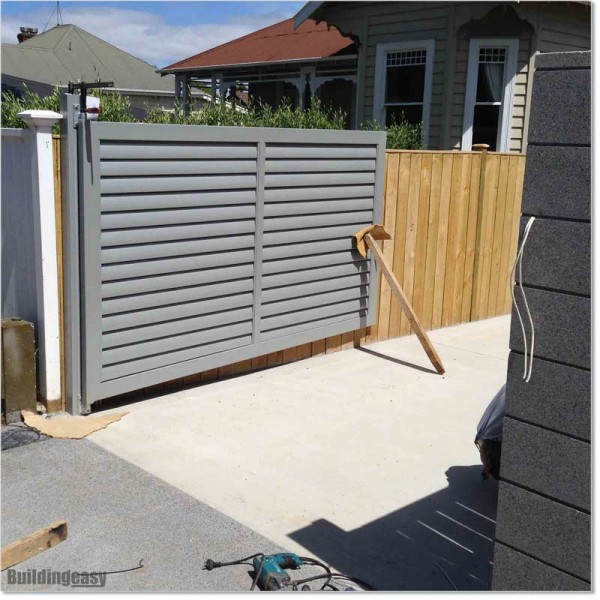 2.8M wide Aluminium Louver Single Swing Gate in Auckland.