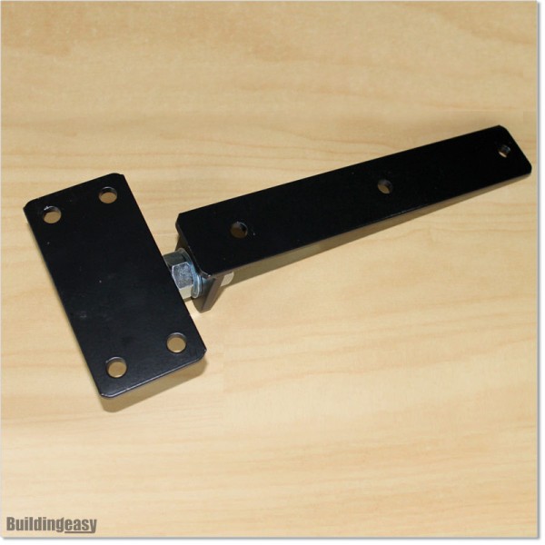 Truly little gap between the gate and post is possible with this hinge ...